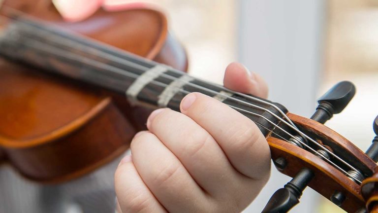 Violin Notes and Finger Placement | NewViolinist